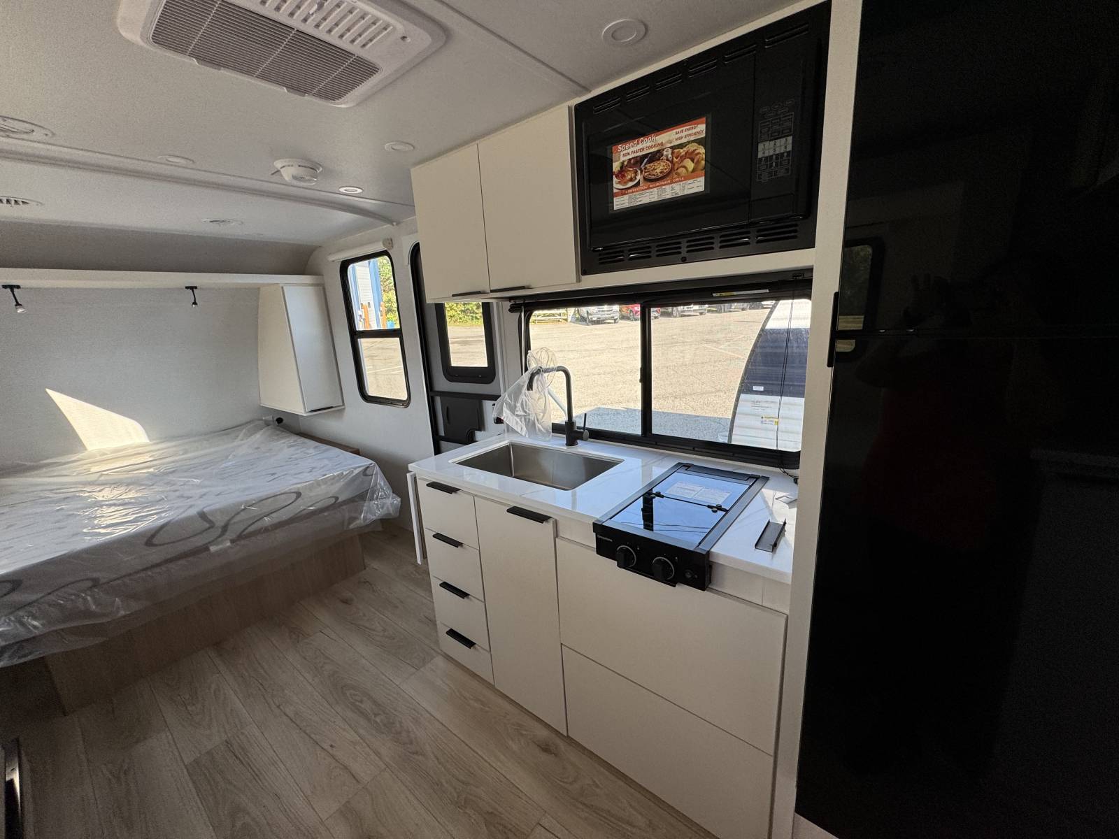 2026 Winnebago Micro Minnie 2108FBS | Butler RV | , | 903073
