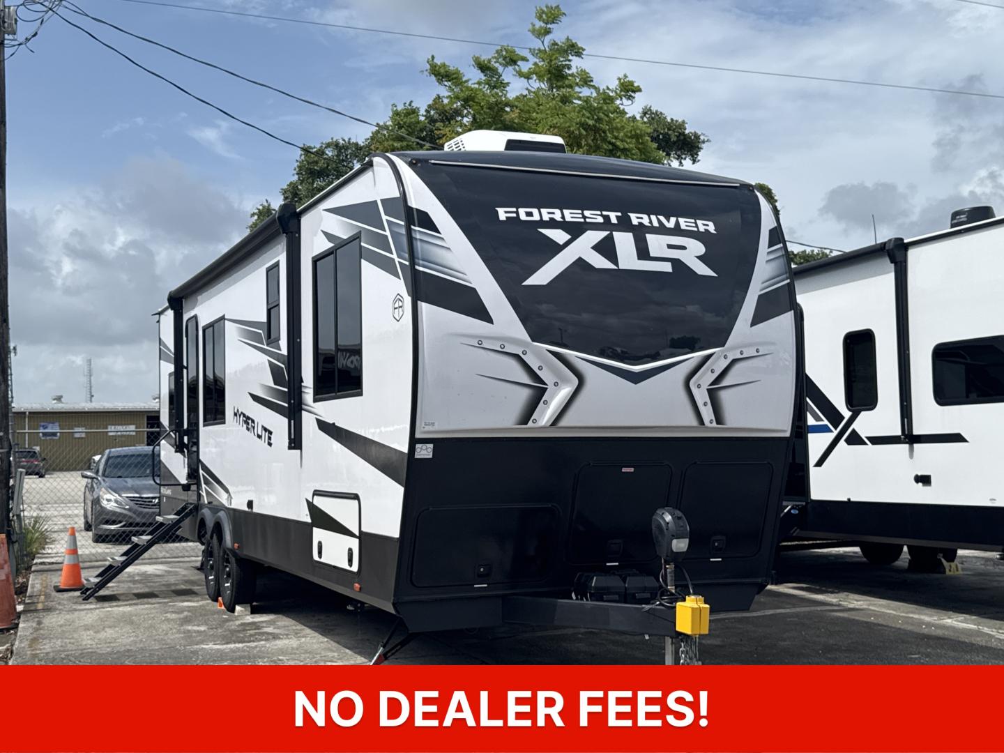 NEW 2025 FOREST RIVER XLR Hyperlite 3016H | Campbell RV | Sarasota, FL ...