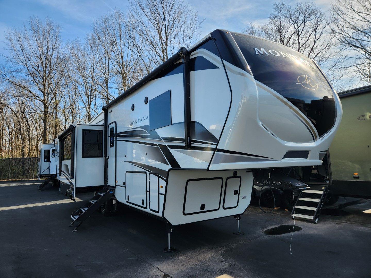 2025 Keystone Montana 3123RL | Midwest RV Center | St. Louis, MO | 8633