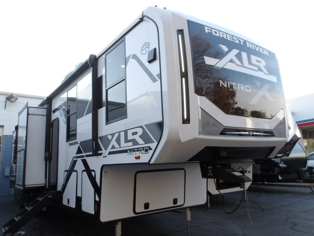 2026 XLR Nitro 40BAR13 | Midwest RV Center | St. Louis, MO | 8901