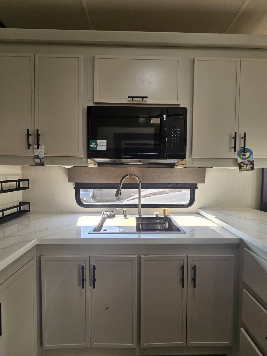 New 2026 Prime Time SANIBEL 38LAUNDRY | Myers RV | Albuquerque, NM | 9575