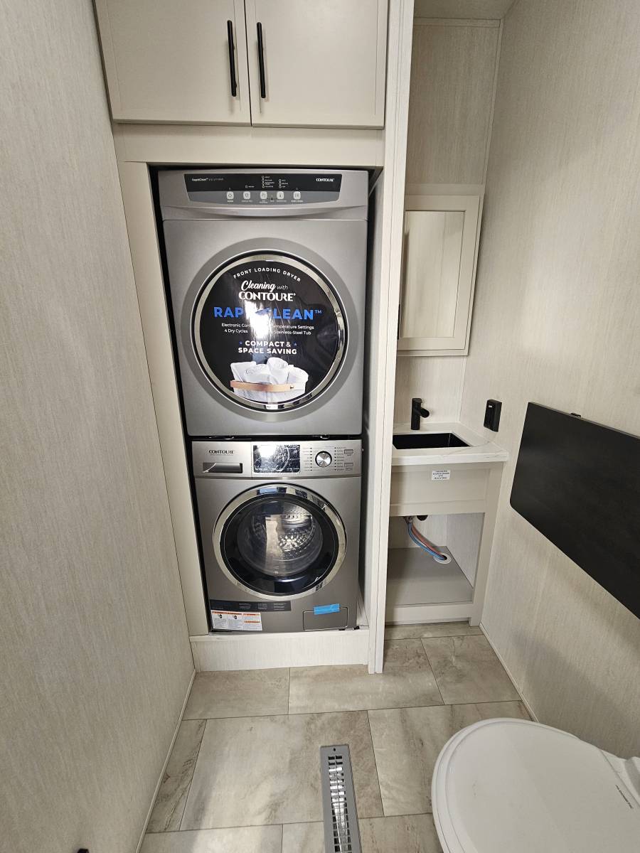 New 2026 Prime Time SANIBEL 38LAUNDRY | Myers RV | Albuquerque, NM | 9575
