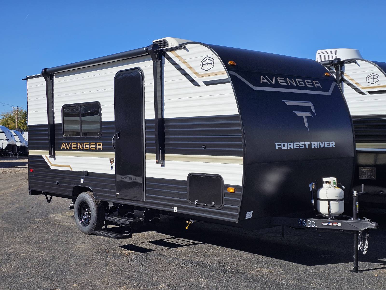 New 2026 Prime Time AVENGER 16RBX | Myers RV | Albuquerque, NM | 9631