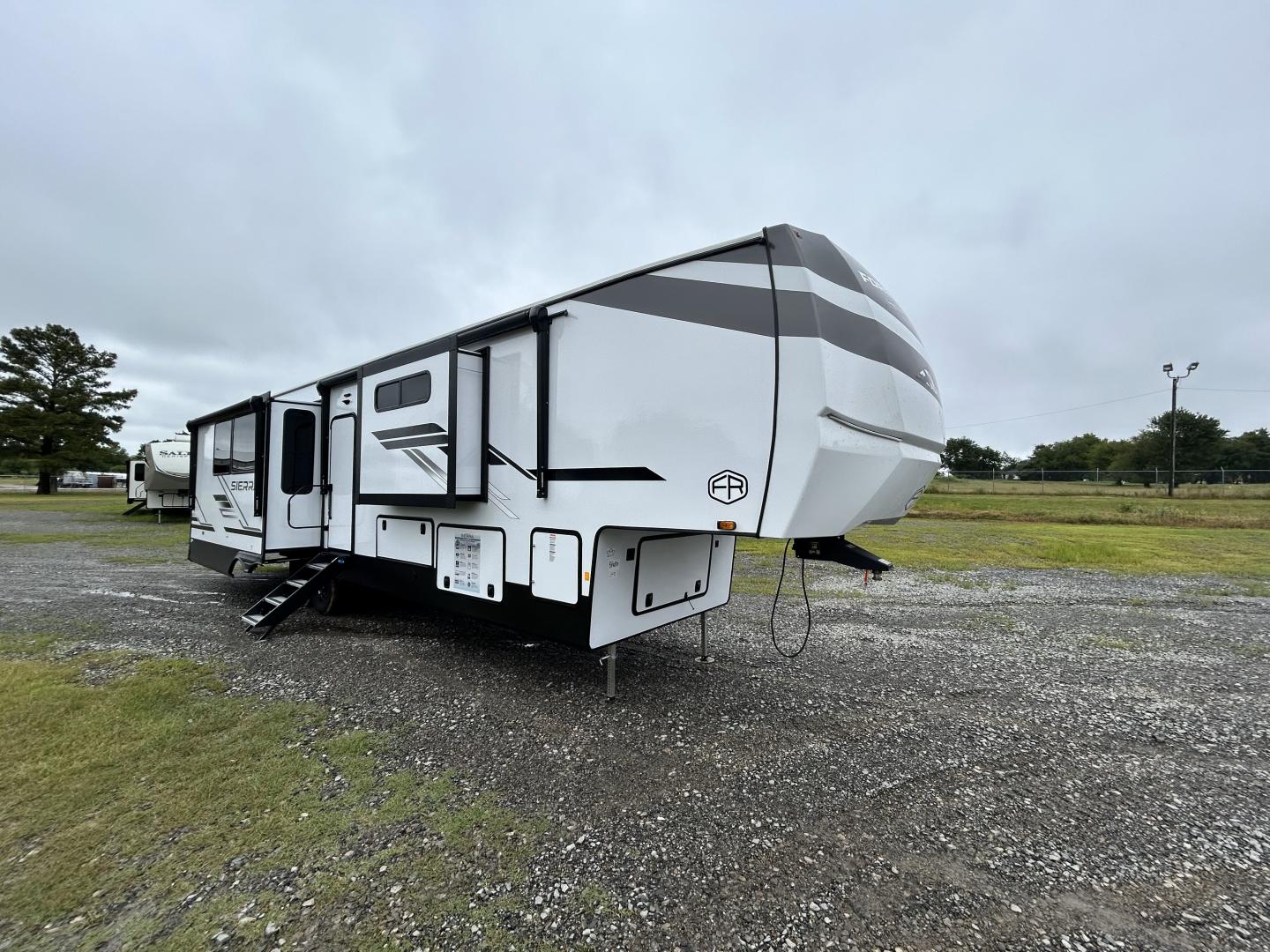 2026 FOREST RIVER SIERRA 3800RK | Rocky Ridge RV | Van Buren, AR | FR054650