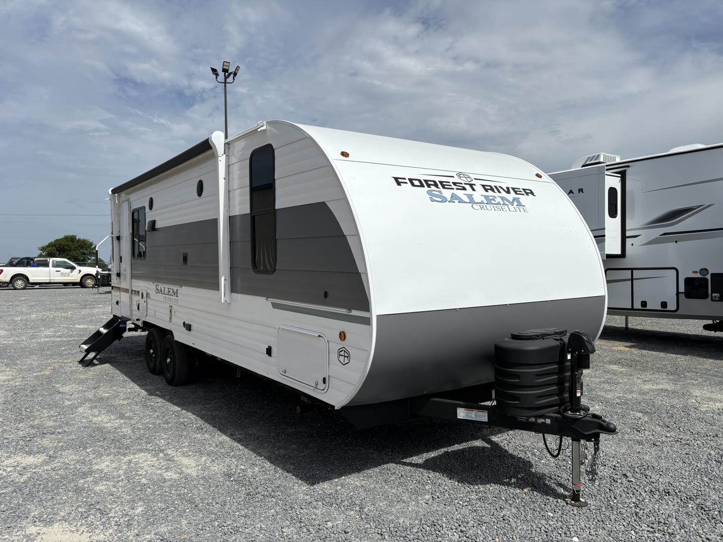 2026 FOREST RIVER SALEM 24RLXL | Rocky Ridge RV | Van Buren, AR | FR437289