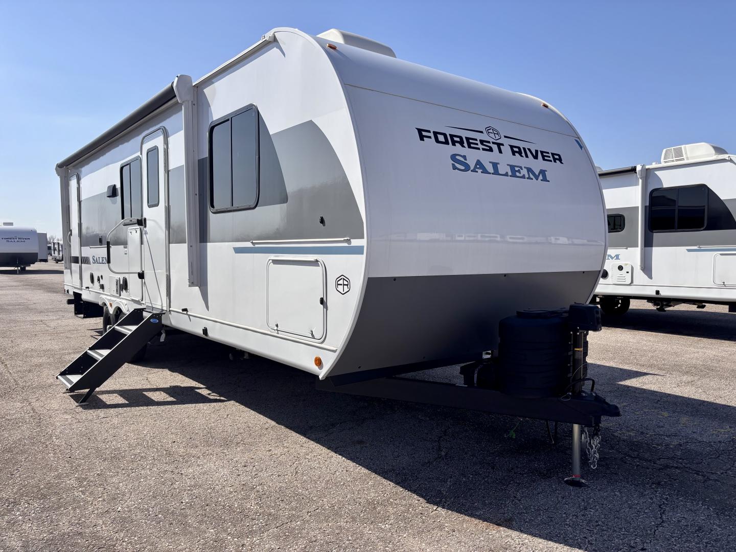 2025 FOREST RIVER SALEM 26DBUDX | Rocky Ridge RV | Van Buren, AR | FR337847