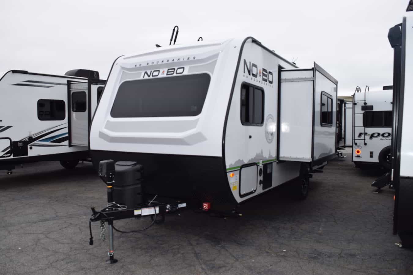 SOLD NEW 2022 Forest River NO BOUNDARIES (NOBO) 19.8 | Three Way ...